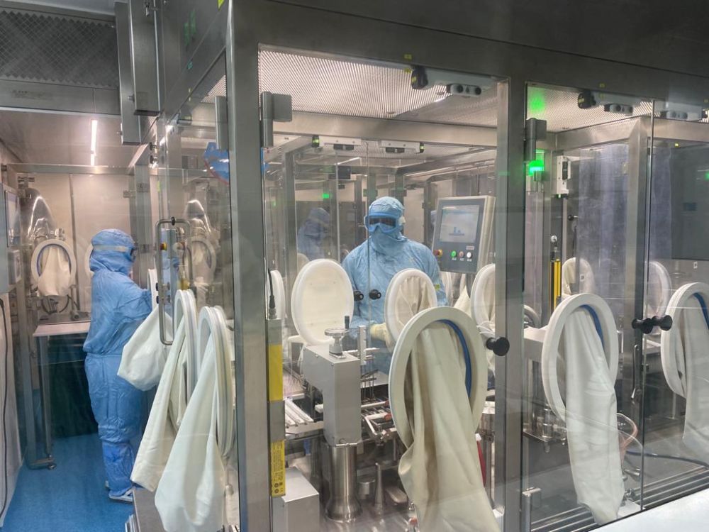 Fabricant RABS, isolateur industrie pharmaceutique, système de barrière ...